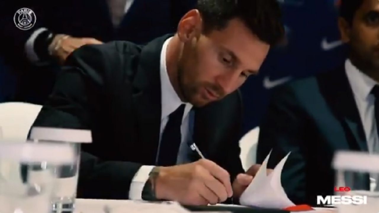 ¡Histórico! Checa la firma del contrato de Lionel Messi con el PSG ...