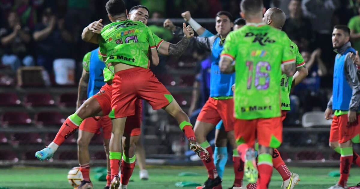 ¡Al fondo de las piolas! Cierra sinaloense Alan Medina con gol en la ...
