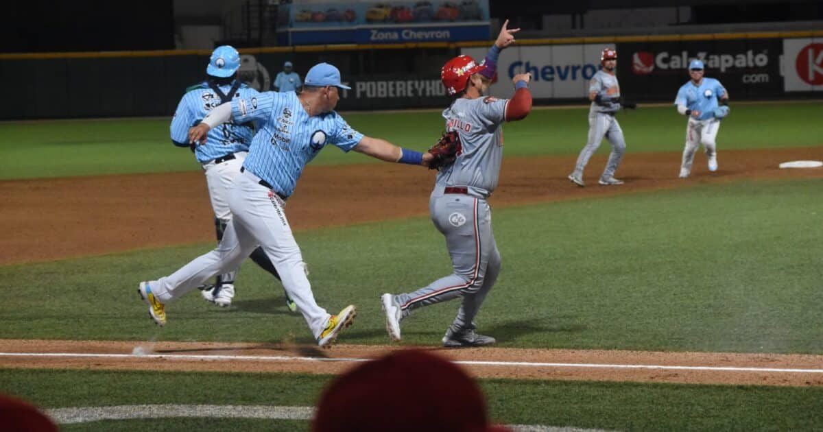 ¡Contundentes! Águilas le gana serie a domicilio a los Algodoneros y ...