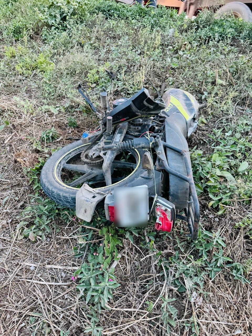 Motociclista pierde la vida tras chocar contra una camioneta por la ...
