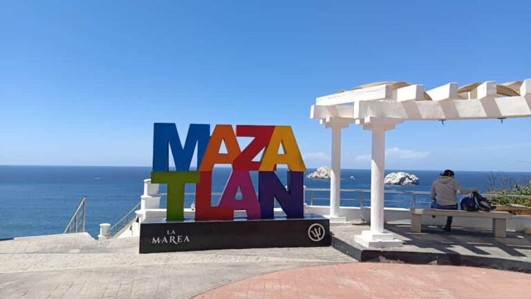 ¿Vas de vacaciones a Mazatlán? Estos son los cinco paradores ...