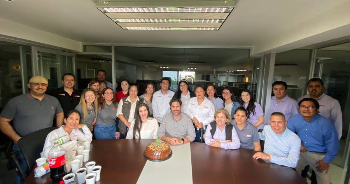 ¡Feliz cumpleaños, ingeniero Manuel Ignacio Pérez Gastélum y Zaida ...
