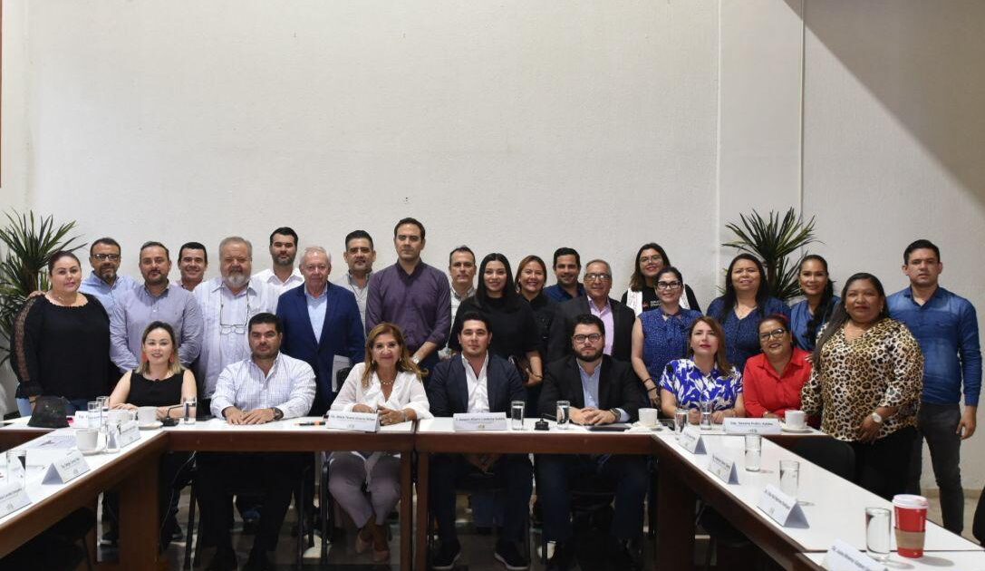 Secretarios de Obras y Finanzas se reúnen con diputados; destacan ...